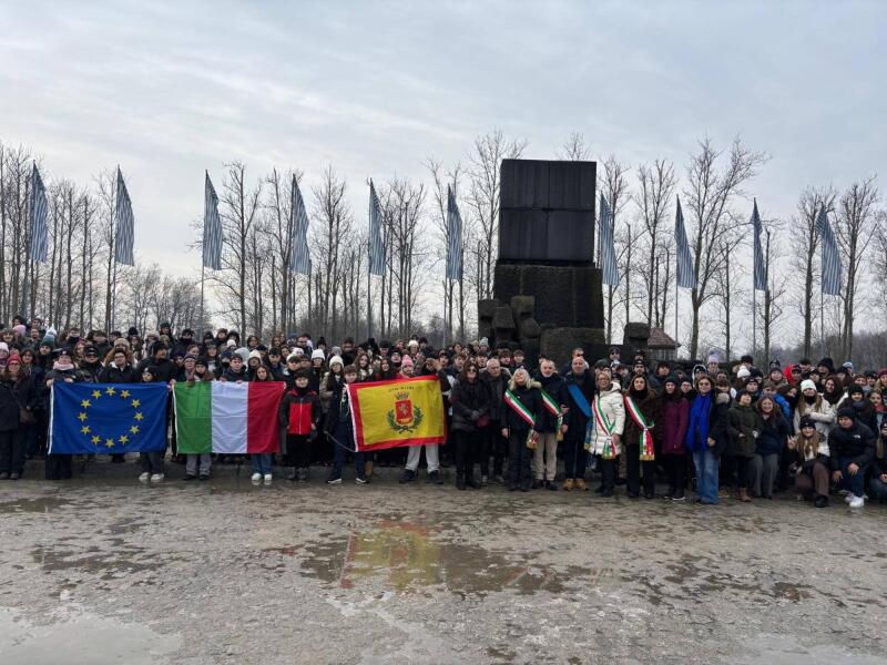 Giorno della Memoria. Una corona d'alloro dal territorio pontino ad ...